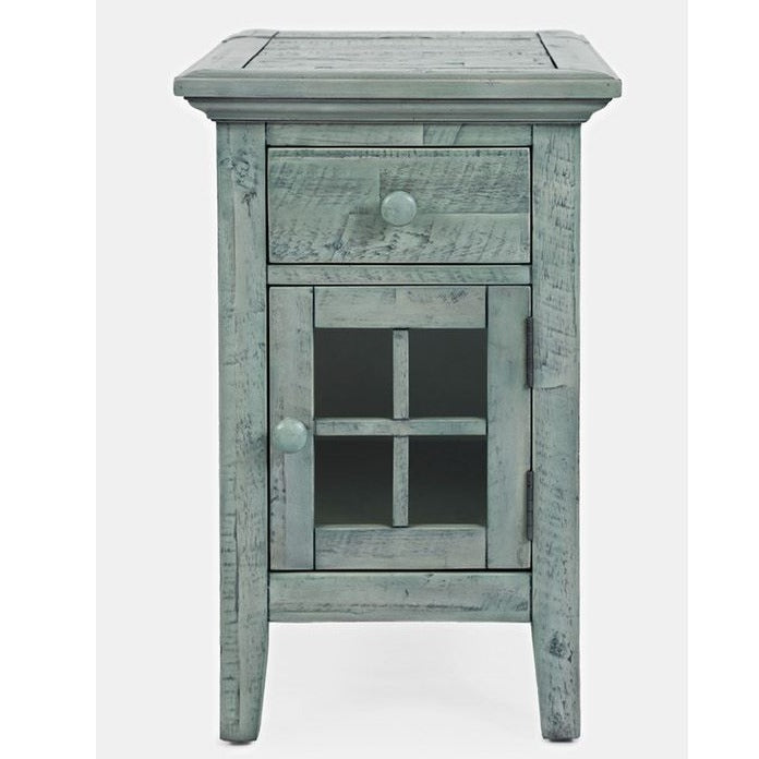 Rustic Shores Chairside Table | Cardis