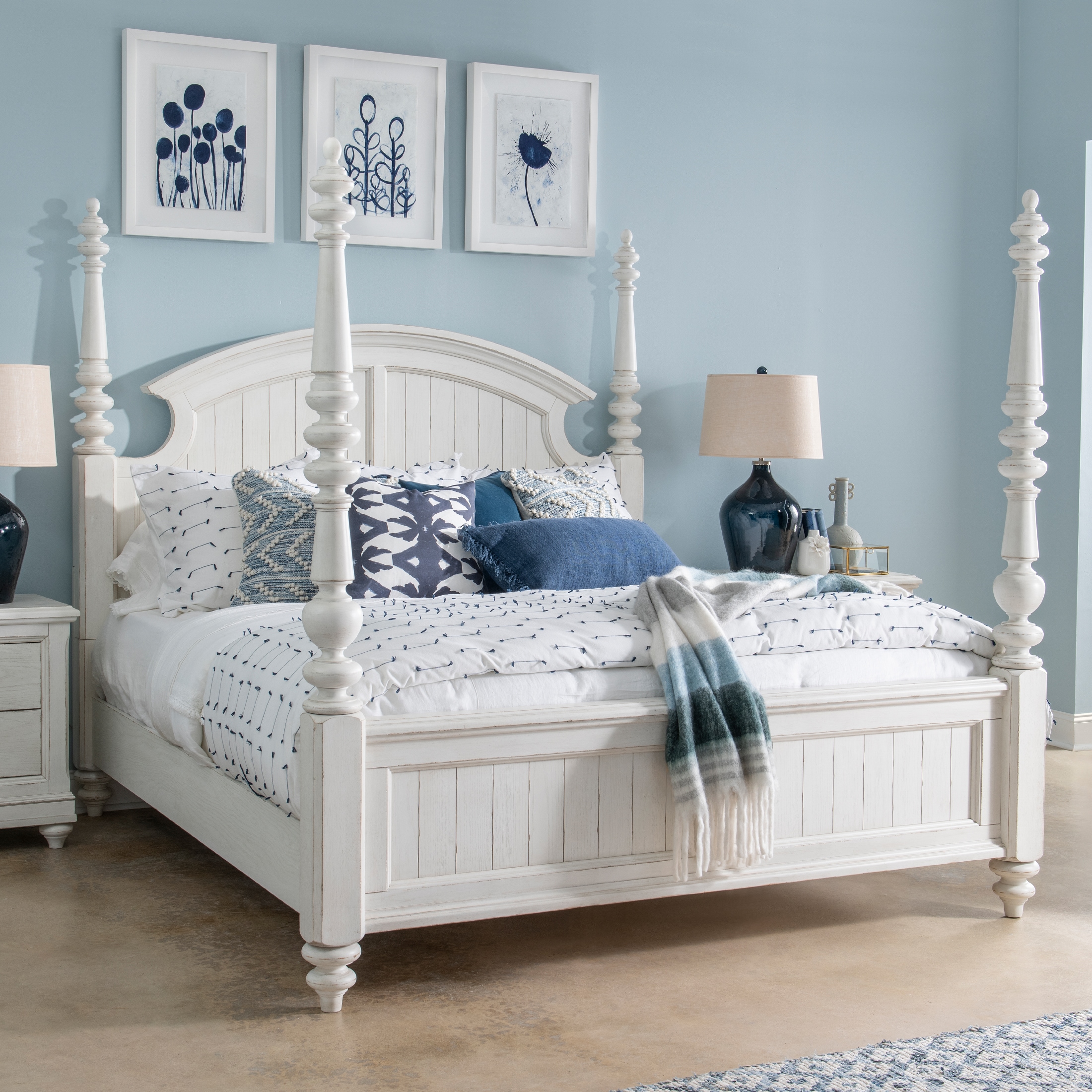 Queen Bed | Cardis